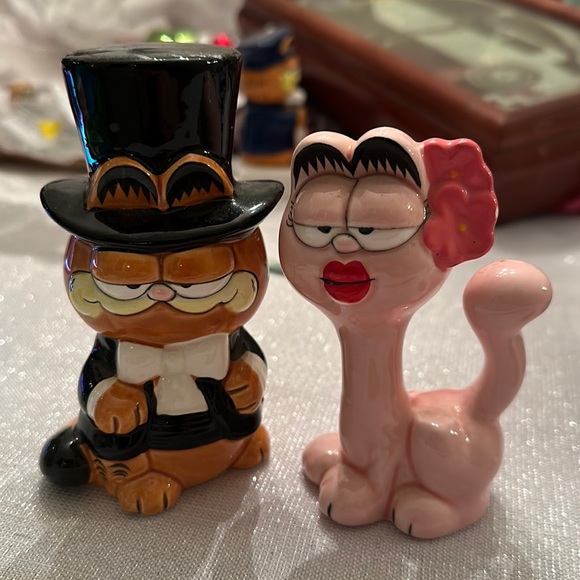 Vintage | Accents | Vintage Wedding Topper 983 Arlene And Garfield ...